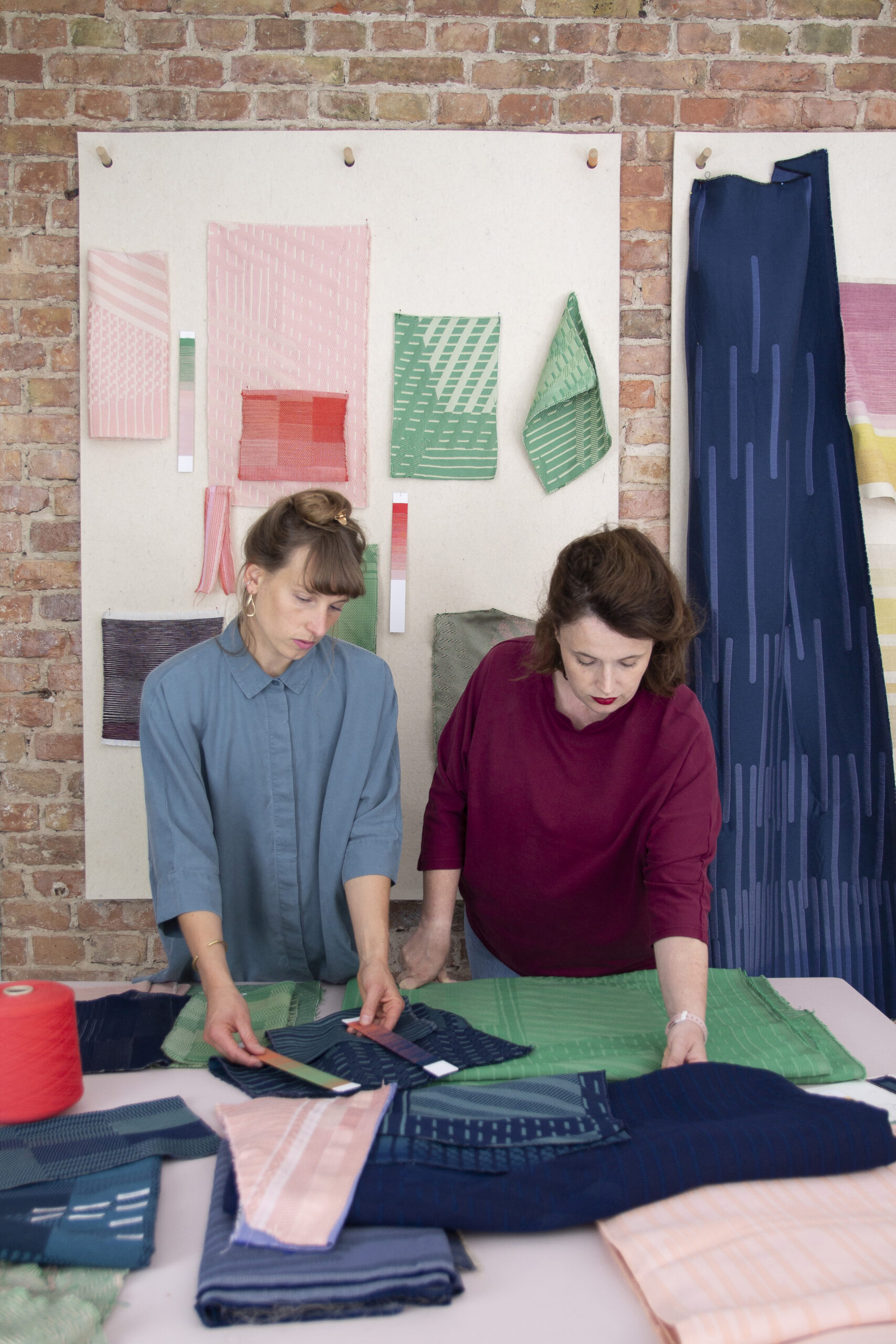 Drawn by the sun - Sustainable Innovations - Munique - Unique Textiles ...